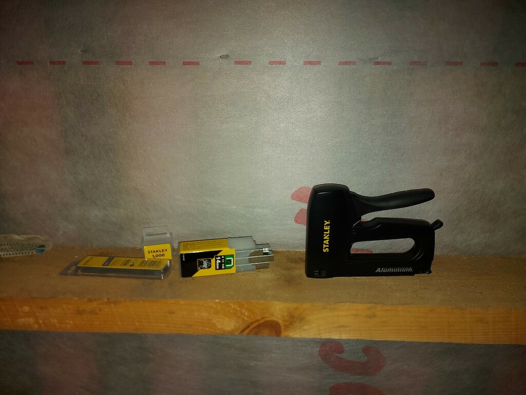 Степлер строительный для скоб и гвоздей Stanley Light Duty (6-TR150L ...
