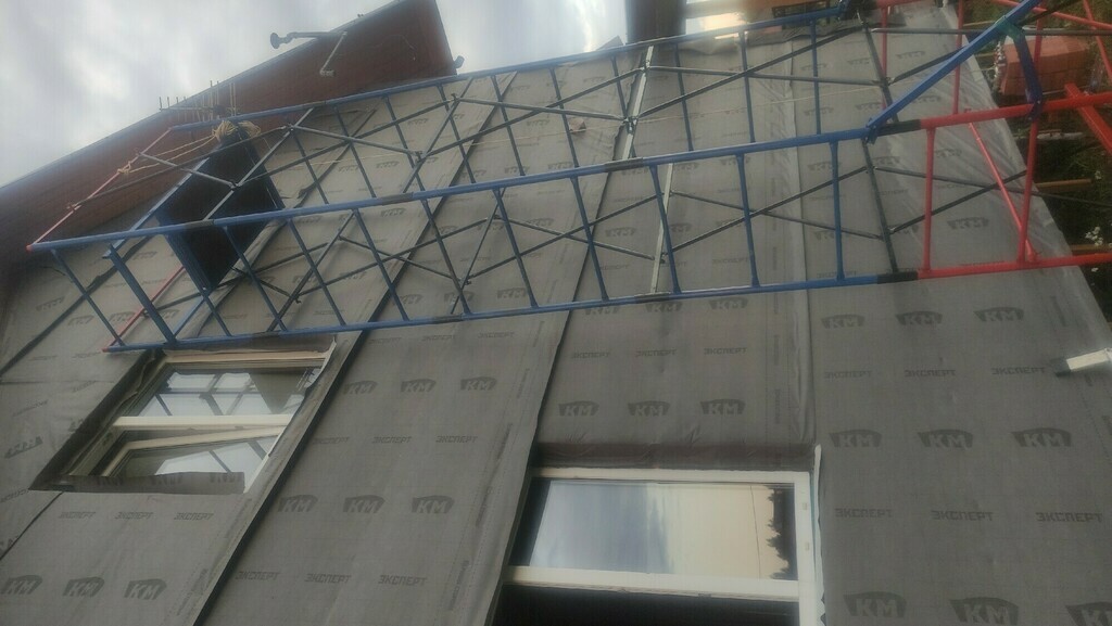 Ветро-влагозащита для кровли/стен КМ Эксперт с монтажной лентой 110 г ...